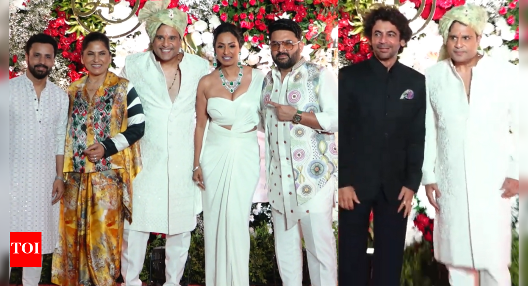 Kapil Sharma, Sunil Grover, Archana and Rajiv Thakur attend Krushna ...