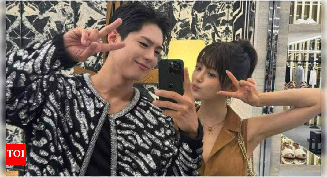 Park Bo Gum poses with NewJeans' Danielle at Taipei fashion event ...