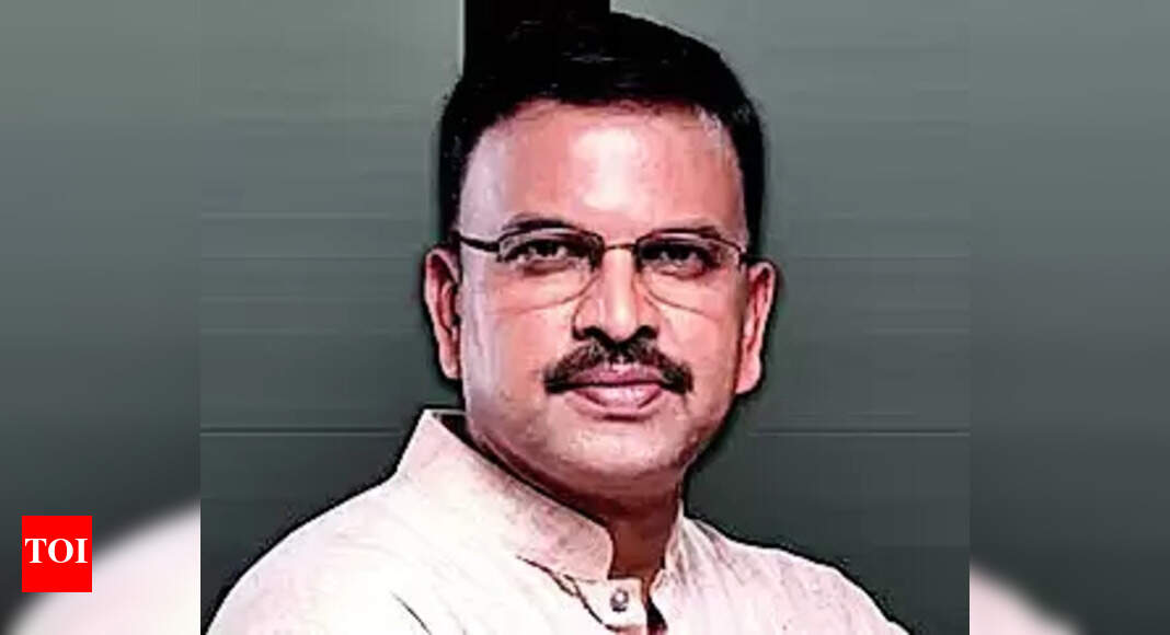 Former CBI Jt Director: Former Cbi Jt Director Claims Threat To Life ...