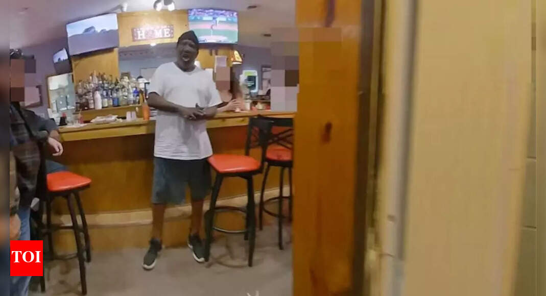 'I cant breathe': Black man dies after being pinned down by cops in ...
