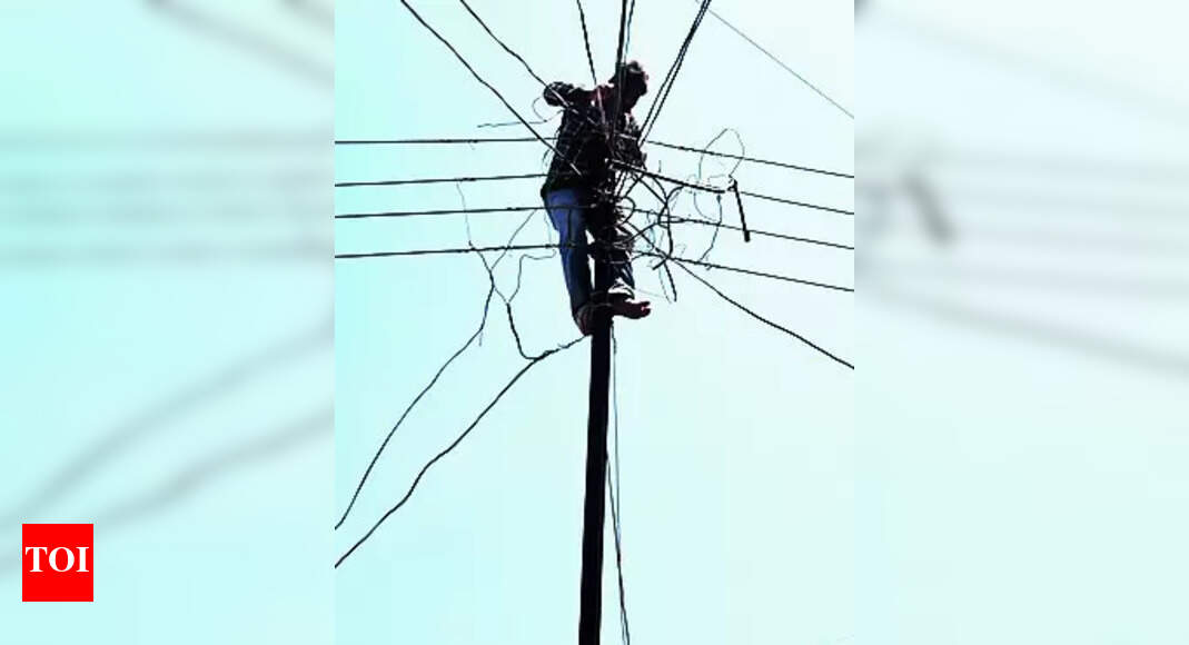 Power Supply Not Switched Off, Lineman Electrocuted | Chandigarh News ...