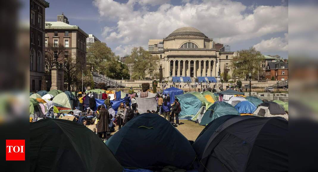 College protesters want ‘amnesty.’ At stake: Tuition, legal charges ...