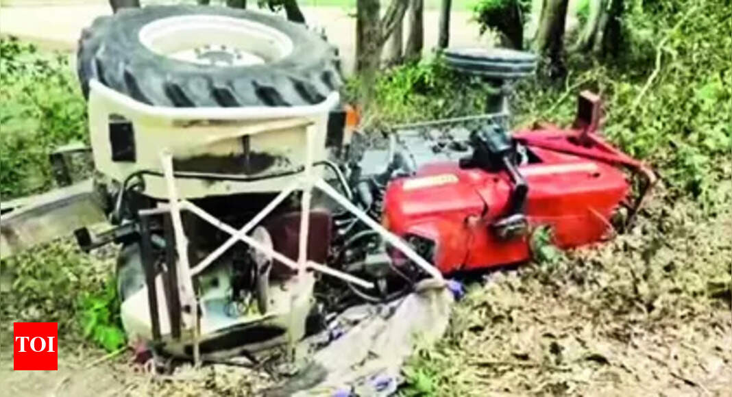 Accident: 1 Dead, 7 Injured As Car Collides With Tractor-trolley ...