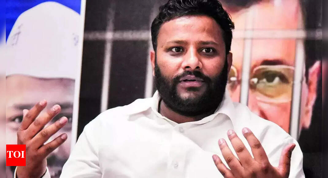 Bid to finish off AAP didn't work: Kuldeep Kumar | Delhi News - Times ...