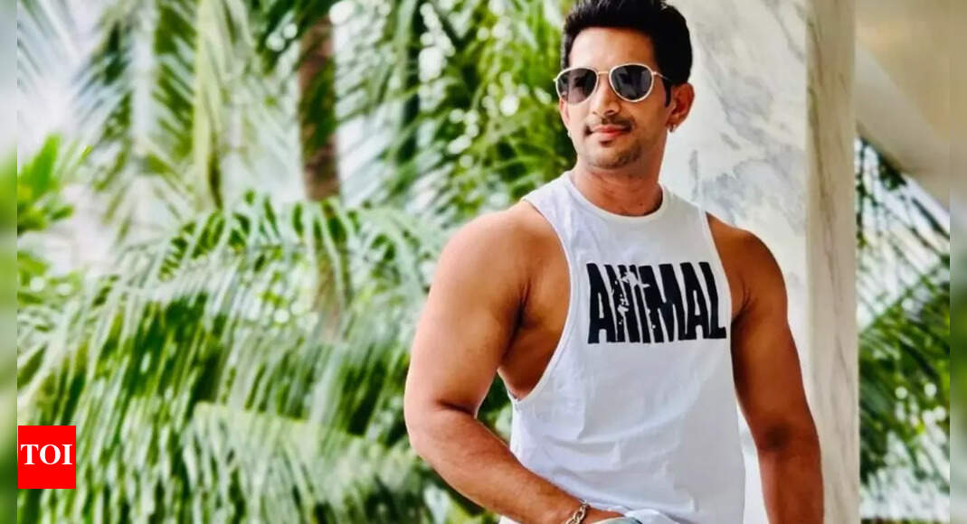 ‘Saathi’ famed actor Indrajit Bose ties the knot - Times of India