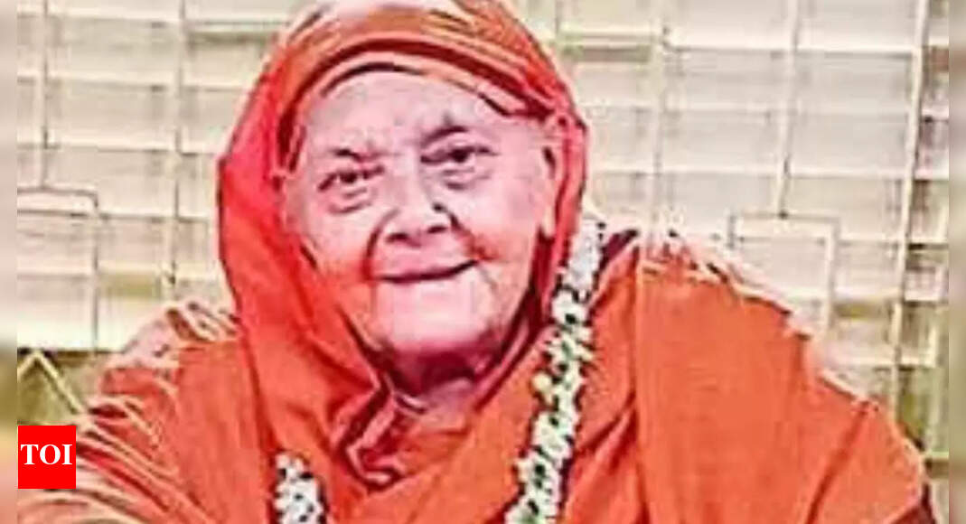PM Modi condoles passing away of Sarada Math head in Kolkata | India ...