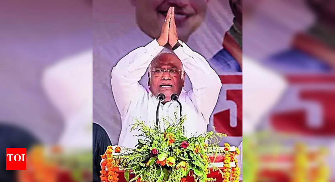 Poor People: PM Modi targeting minorities and misleading people, alleges Kharge | Raipur News ...