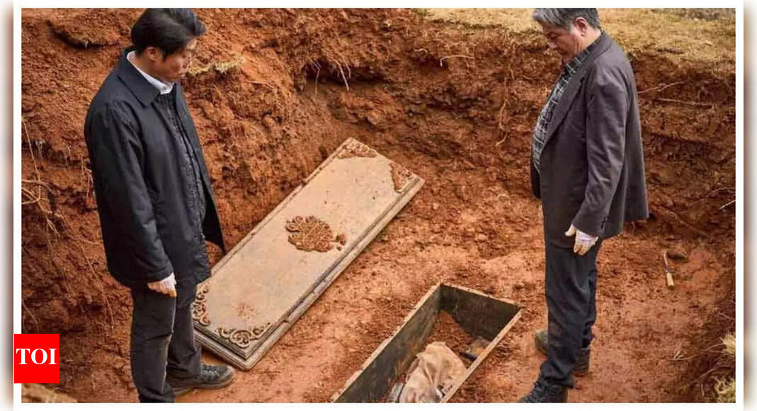 Korean horror blockbuster 'Exhuma' to hit Indian screens on May 3 ...