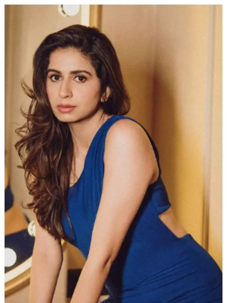 Kinjal Dave shines in stunning snapshots! | Times of India