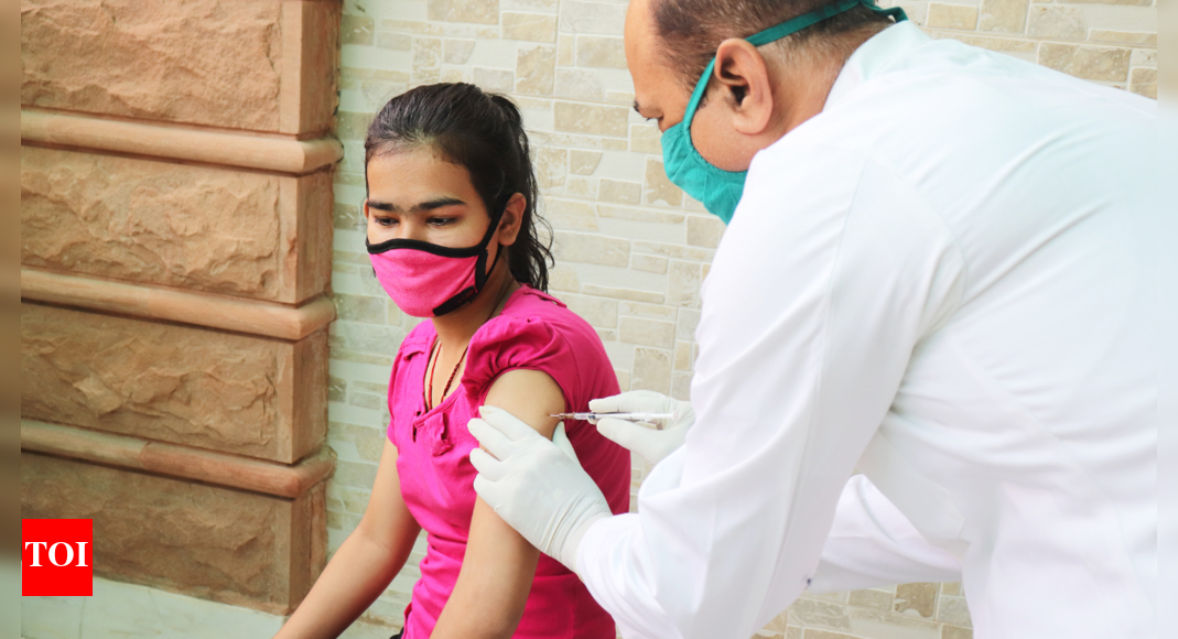 Covishield Vaccine Case: After Covishield vaccine side effects ...