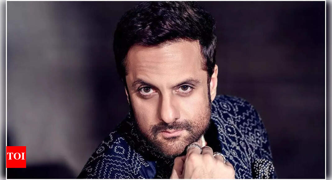 Heeramandi: Fardeen Khan opens up about working with Sanjay Leela Bhansali | Hindi Movie News ...