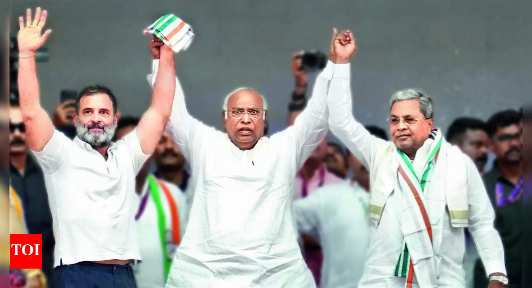 Prime Minister Narendra Modi: Kharge challenges Modi to debate on ...