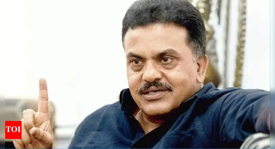 Former Congress leader Sanjay Nirupam to join Shiv Sena in presence of Eknath Shinde | Mumbai ...