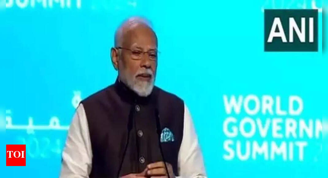 ‘Daro mat,’ Modi taunts Rahul as he picks Rae Bareli | India News ...