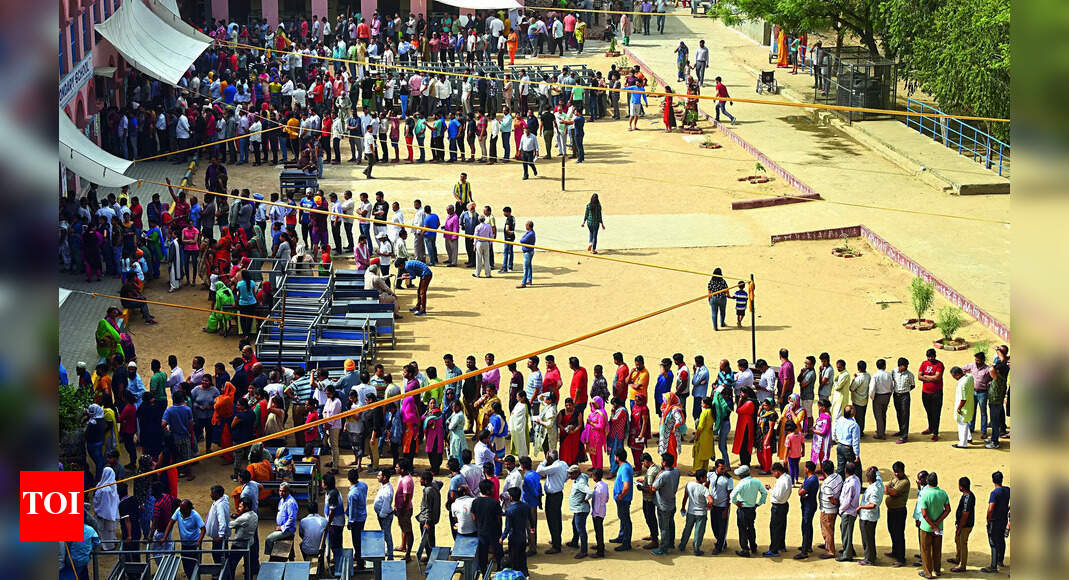 Voting Day: Delhi Voting Day Heatwave Preparations | Delhi News - Times ...