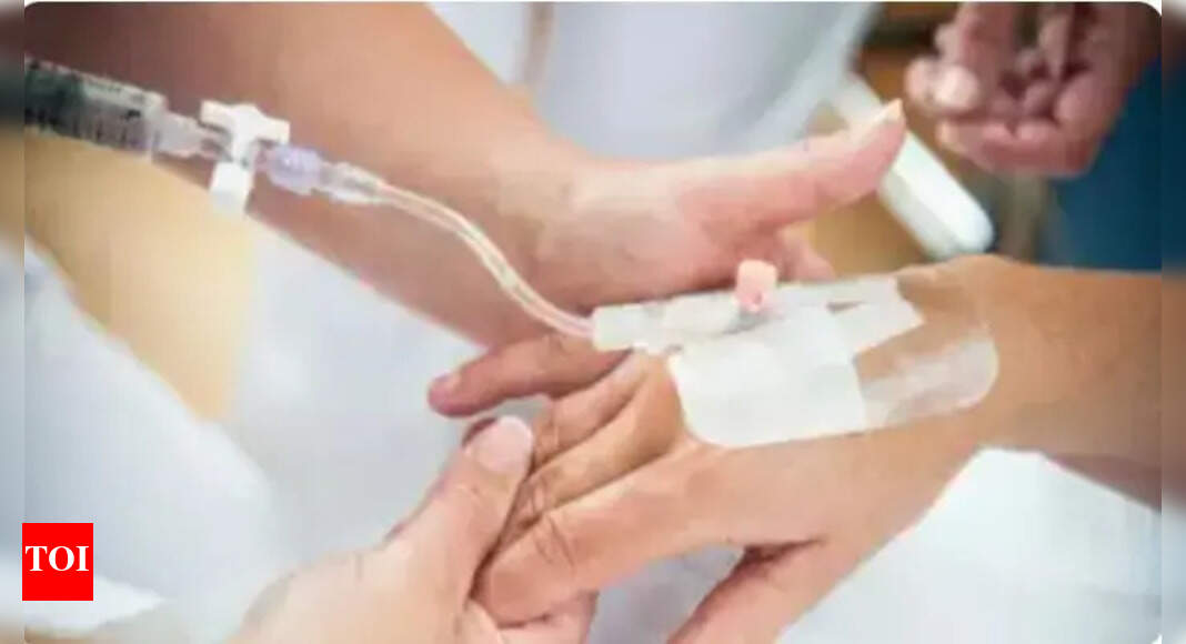 Expired IV fluid to girl: DyCM orders action | Lucknow News - Times of ...
