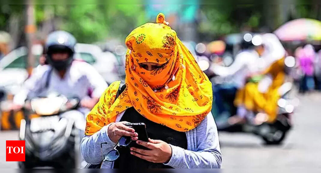 At 44°c, Hyd Sees 2nd Hottest Day In 10 Years | Hyderabad News - Times ...