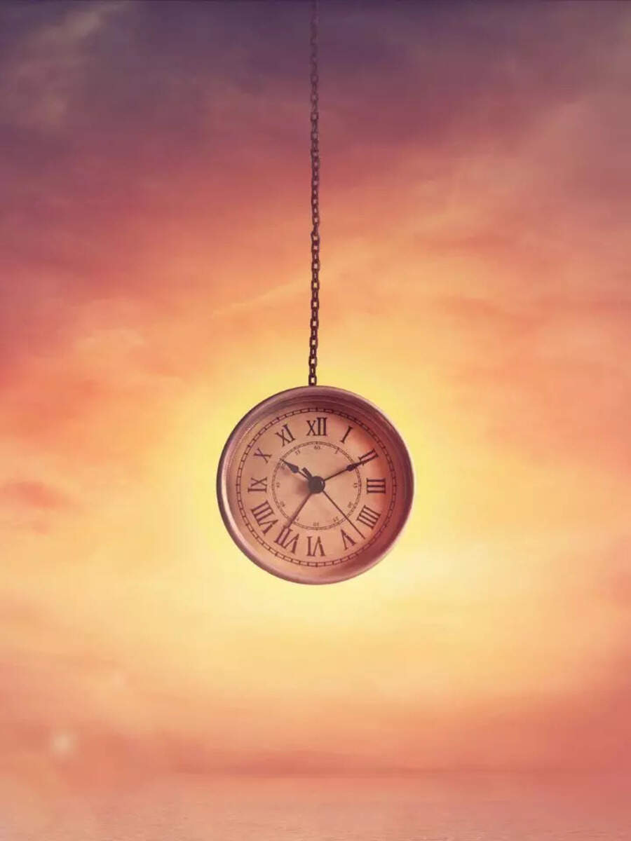 7 Best Web Series Based On Time Travel On Netflix, Amazon Prime, Disney ...