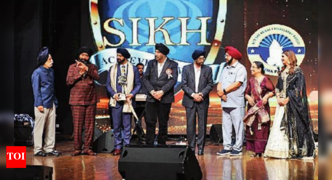 Sikh achievers who retain beard and turban felicitated at special ...