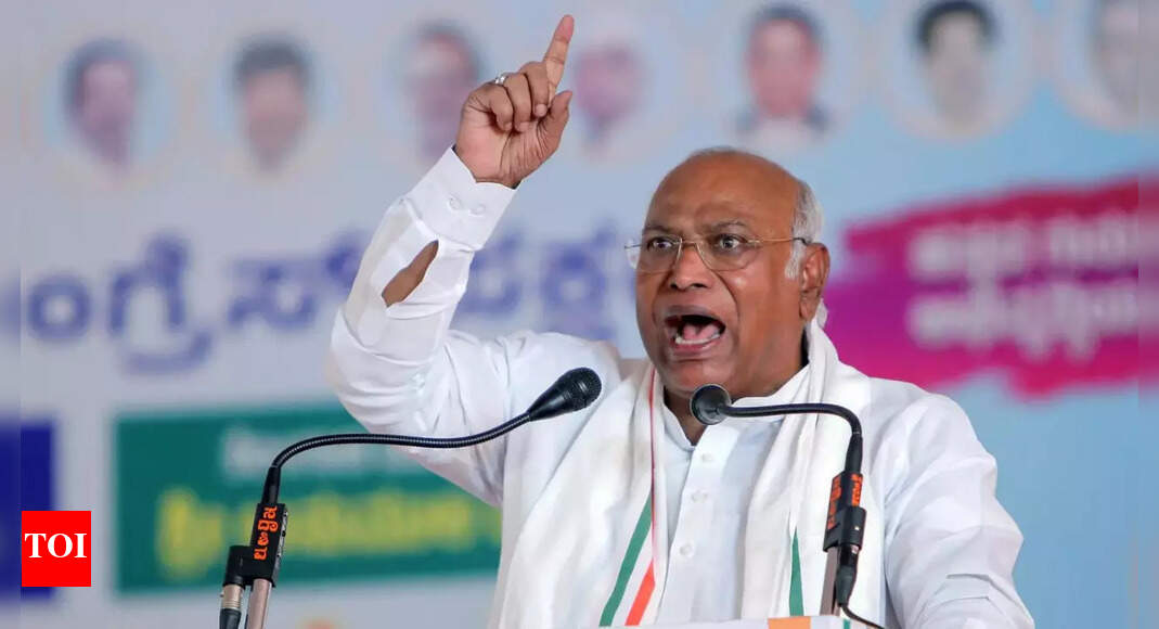 'Modi's insecurity leading to divisive hate speech,' Kharge takes jibe ...