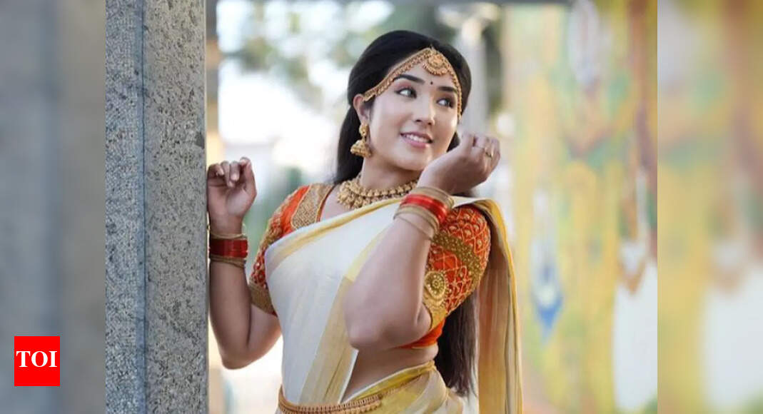 Senthoora Poove fame Sreenithi replaces Priyanka Nalkari in ‘Nala Dhamayanthi’ - Times of India