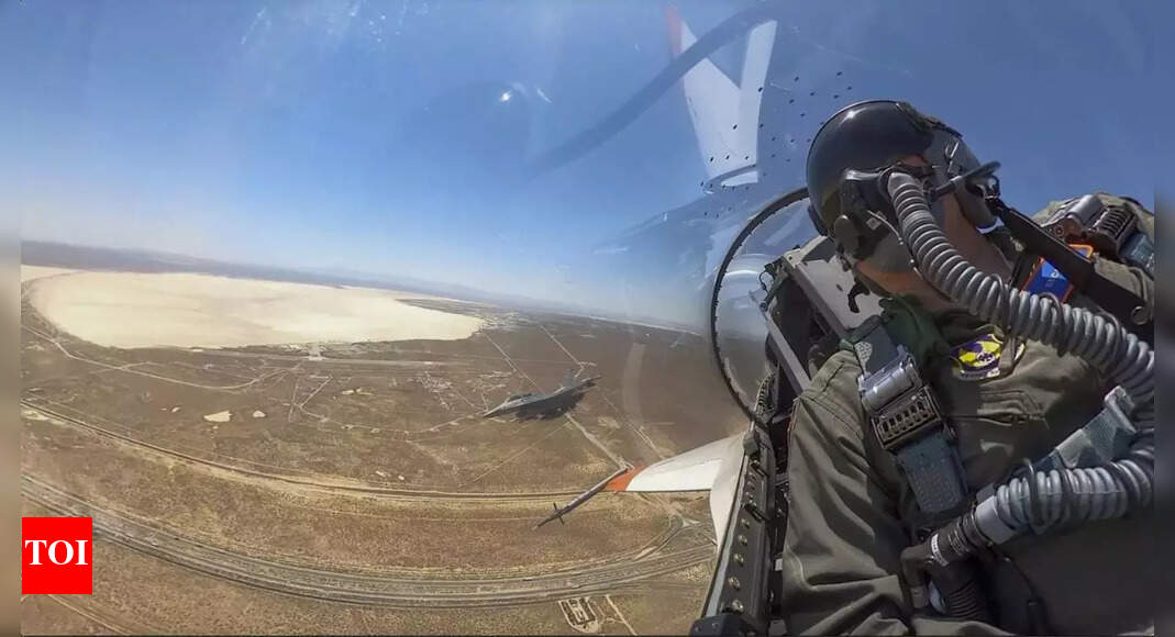 No pilots needed: US Air Force set to have over 1,000 AI-flown jets ...