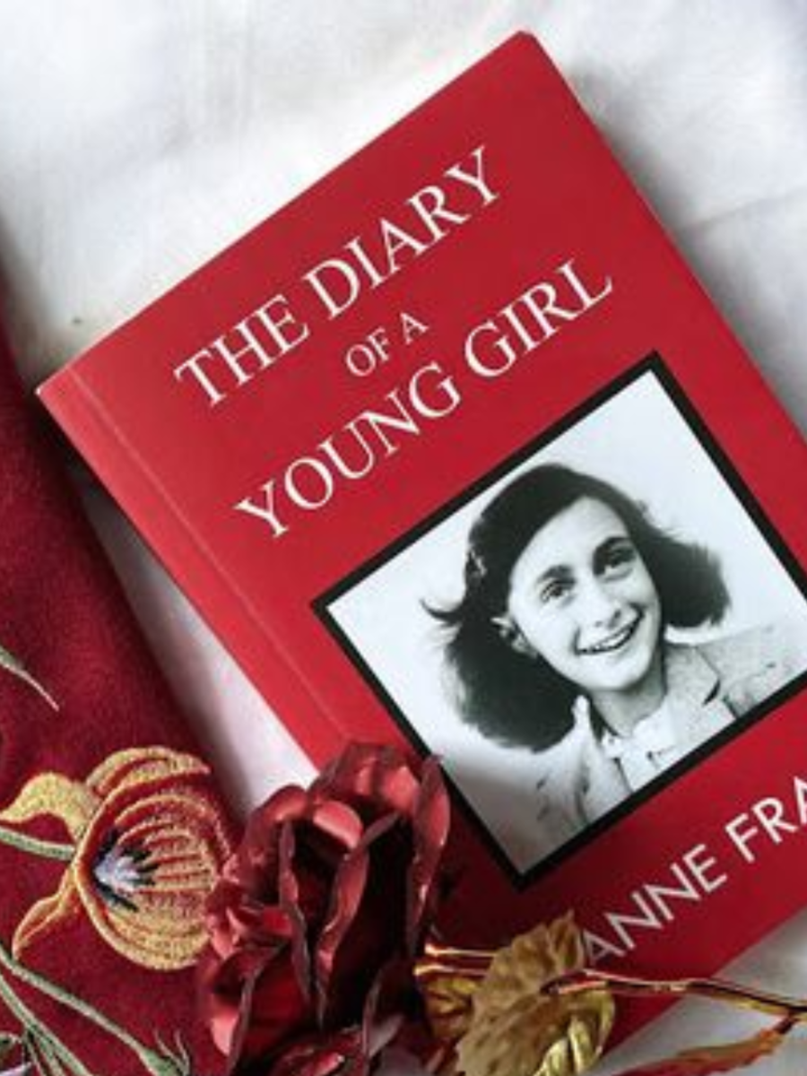 Beautiful Quotes From The Diary Of A Young Girl | Times Now