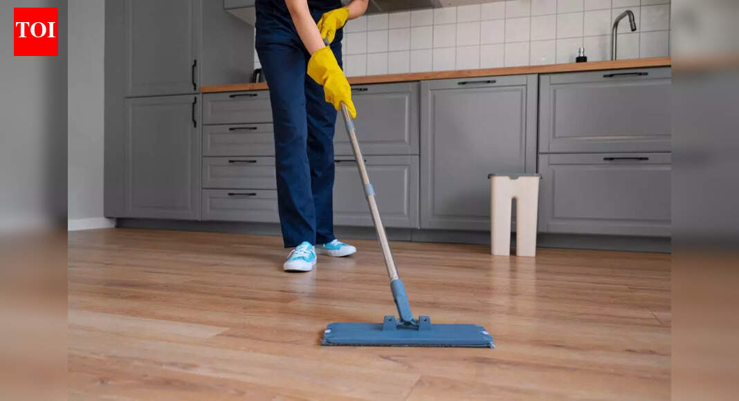 Floor Cleaner: Top Disinfectants & Floor Cleaners That Will Help You ...