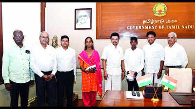 Chinnadurai: Chinnadurai Dalit Student Assaulted in Caste Clash ...