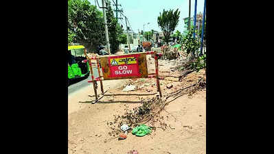 Pipeline Work: Motorists anxious as pipeline work moves at snail’s pace | Bengaluru News - Times ...