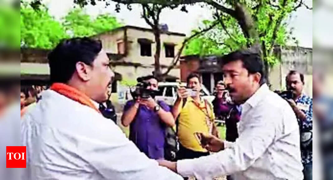 Sitalkuchi Incident: TMC moves EC after BJP neta’s ‘Sitalkuchi repeat ... Sitalkuchi Incident: TMC moves EC after BJP neta’s ‘Sitalkuchi repeat ...