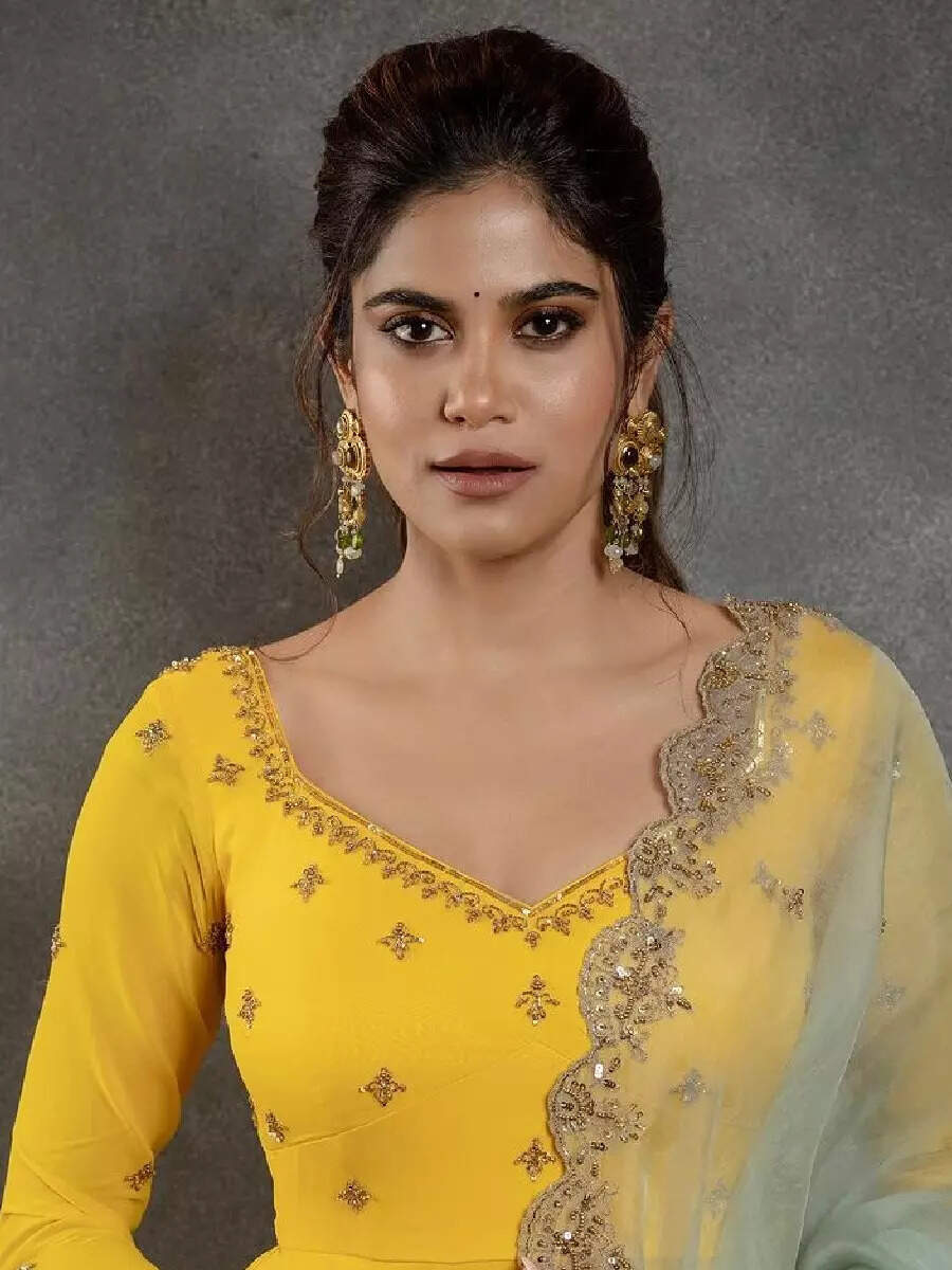 'Star' actress Aaditi Pohankar's stunning pictures | Times of India