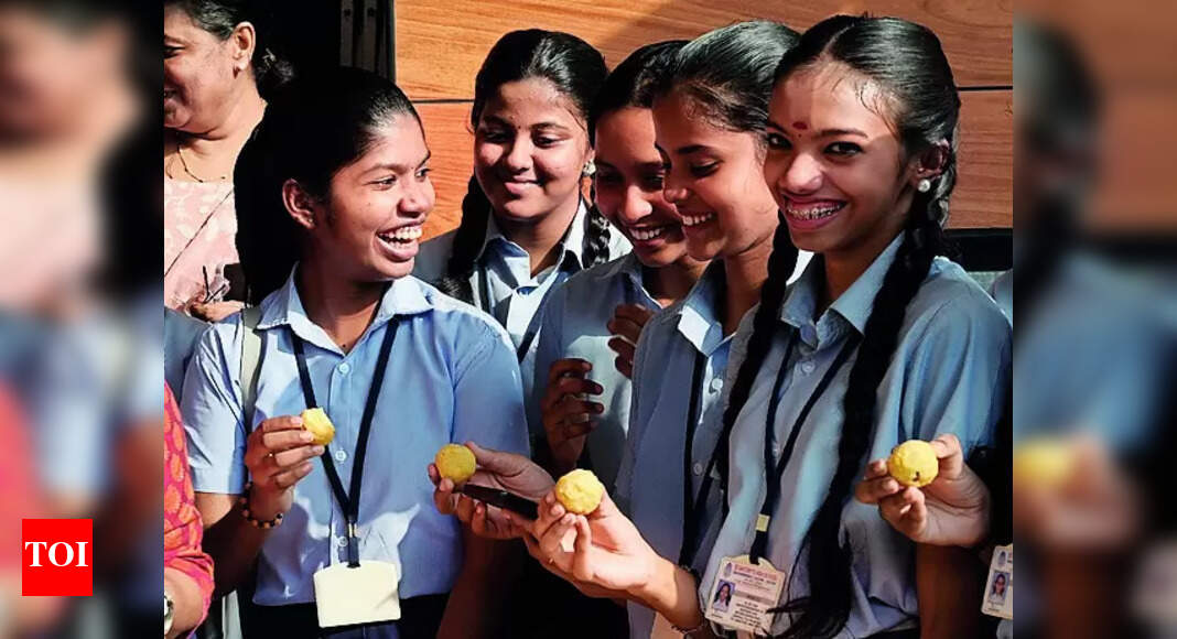 SSLC Results: Girls top SSLC results in Ernakulam district; 99.86% pass ...