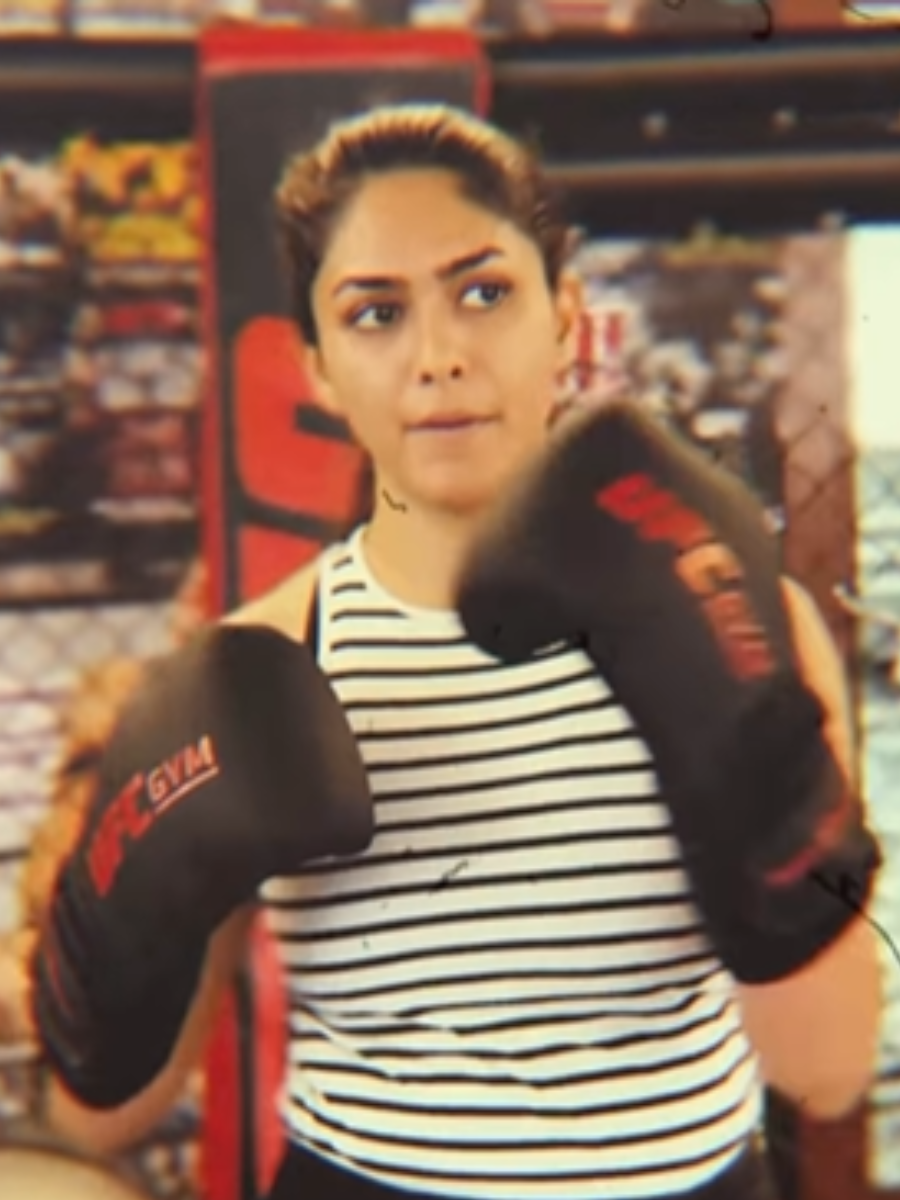 Mrunal Thakur takes on UFC-inspired workout challenge | Times of India