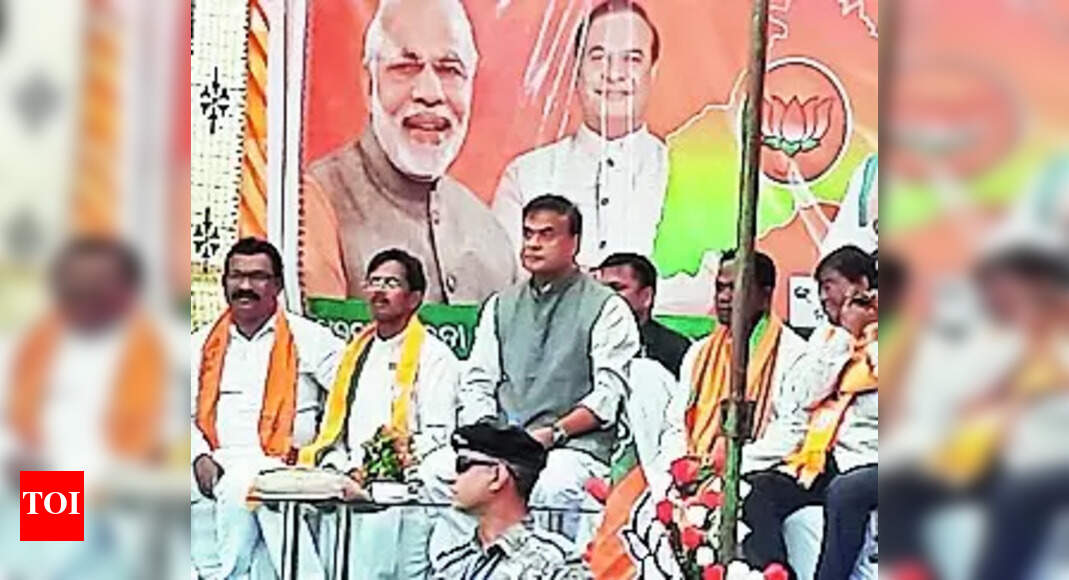 Bengali Settlers: Assam CM Himanta Biswa Sarma Woos Bengali Settlers in ...