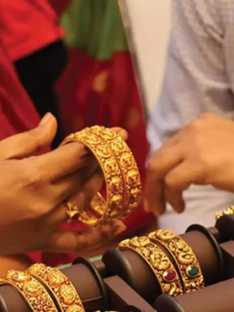 Carat in Gold Meaning: क्या है 24K, 22K और 18K कैरेट सोने में अंतर ...