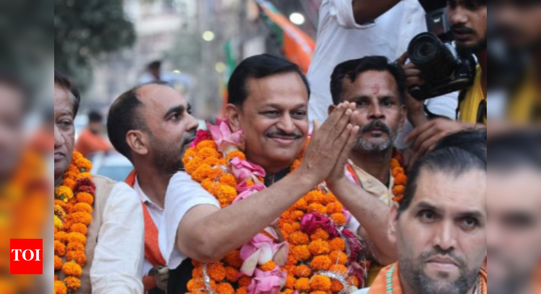 PM Modi praises BJP candidate from Kanpur Lok Sabha seat Ramesh Awasthi ...