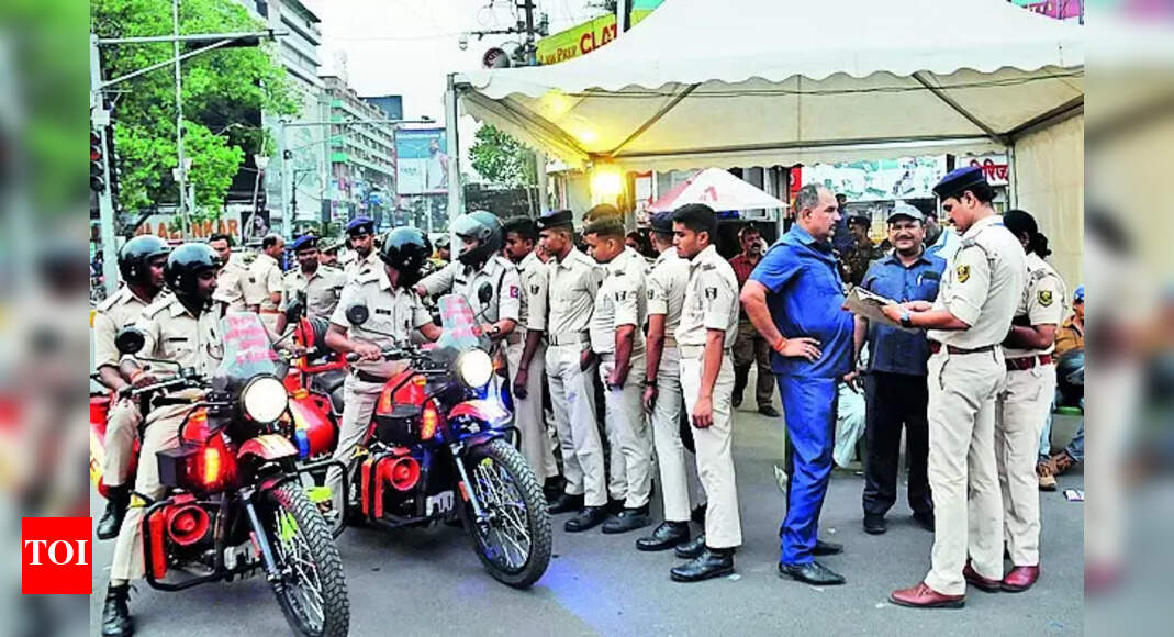 Patna Traffic Police: Traffic restrictions and tight security in city ...