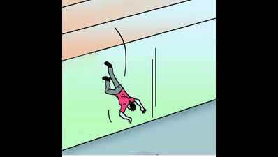Man Falls Death: Man falls to death from 7th floor building in Piplani ...