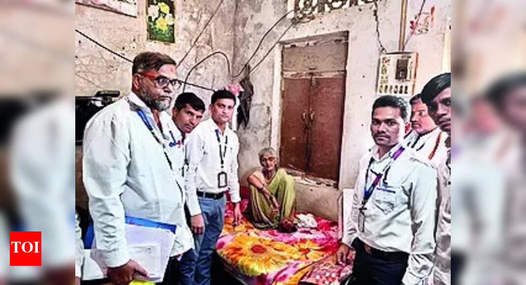 Voting From Home: 3,700 people cast ballots from home in 5 Nashik ...