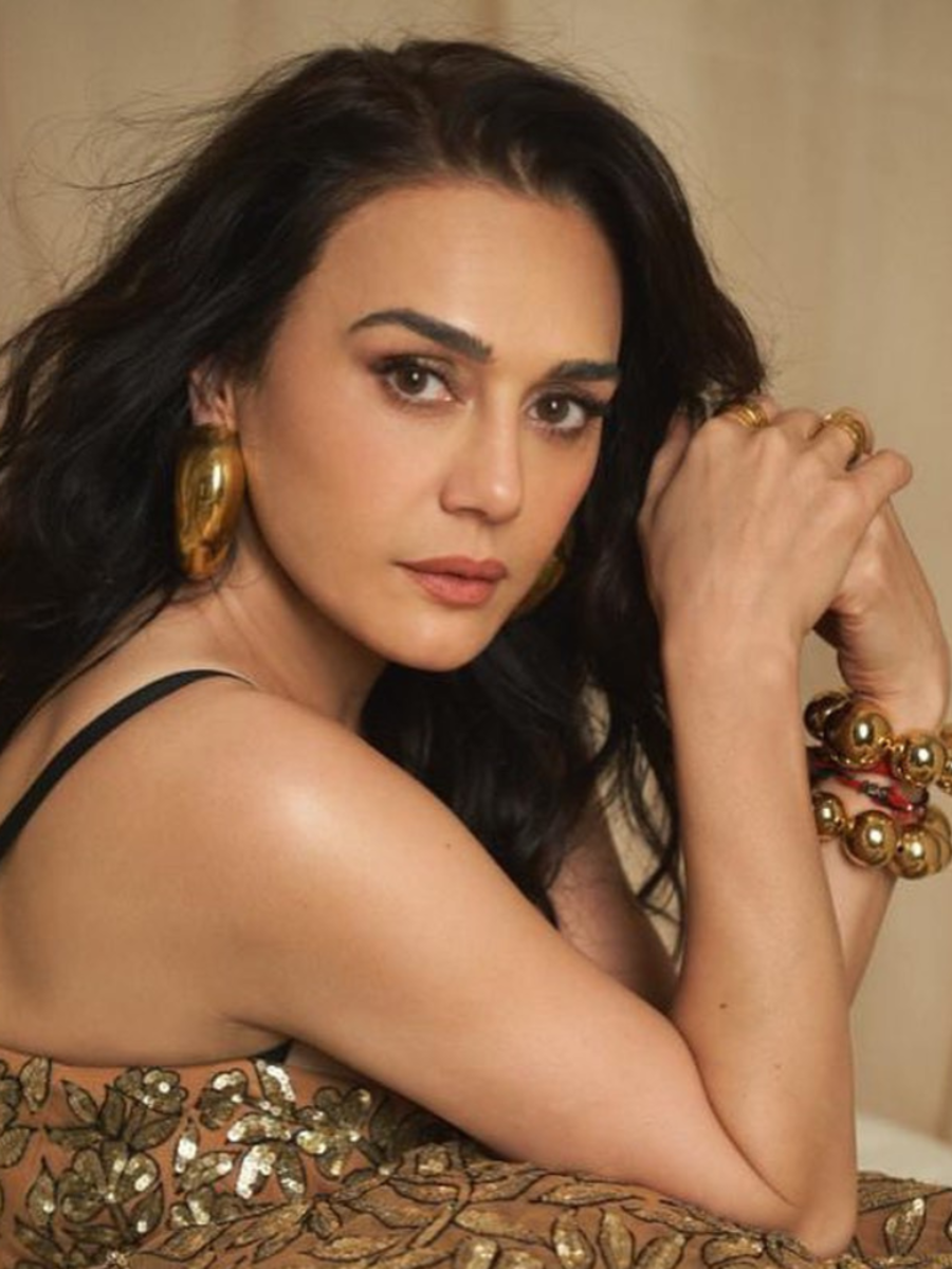 Preity Zinta-Inspired Ethnic Looks You Must Try | Times Now