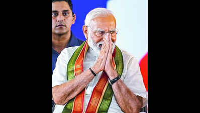 PM Modi: PM Modi's Rally at Shivaji Park and MVA's Rally at BKC on ...