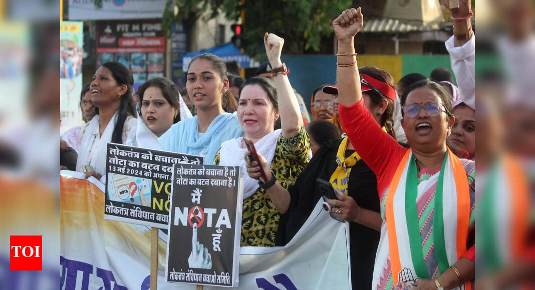 Election: BJP's Shankar Lalwani leads with ₹25L in Indore election ...