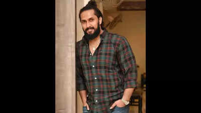 Chetan Chandra: Actor Chetan Chandra attacked by 20 men in road rage ...