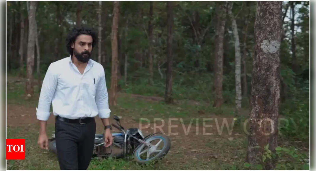 Vazhakk: Amidst the dispute, Sanal Kumar Sasidharan releases the ...