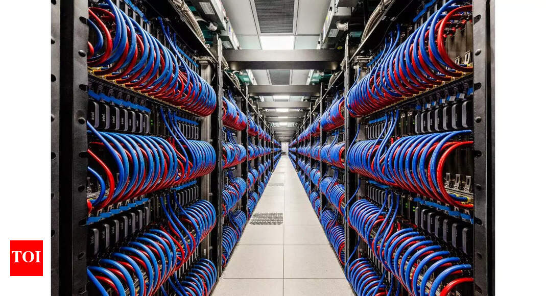 HPE unveils world’s second exascale computer, partners with Intel ...