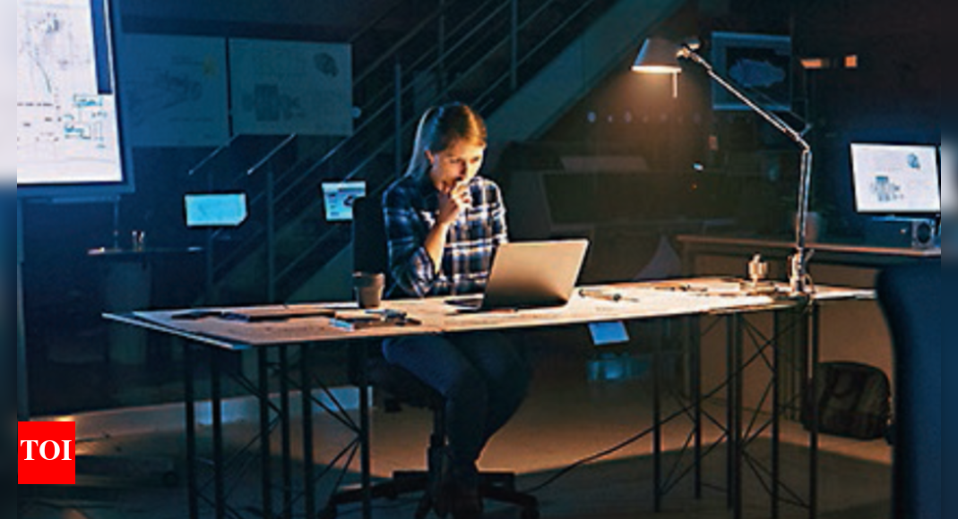 Working night shifts? Lifestyle tips if you work till late | Delhi News ...