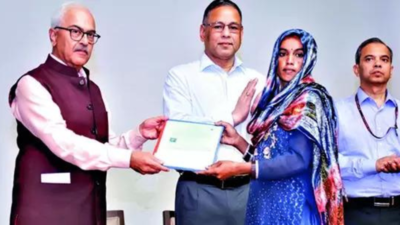 Government starts giving citizenship under CAA, 300 get in first lot ...