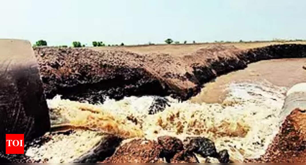 Water Scarcity: Bhutnal tank in Vijayapura replenished with Krishna ...