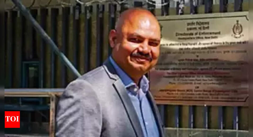 Bibhav Kumar Who Is Bibhav Kumar Arvind Kejriwals Aide Accused Of Assaulting Swati Maliwal 